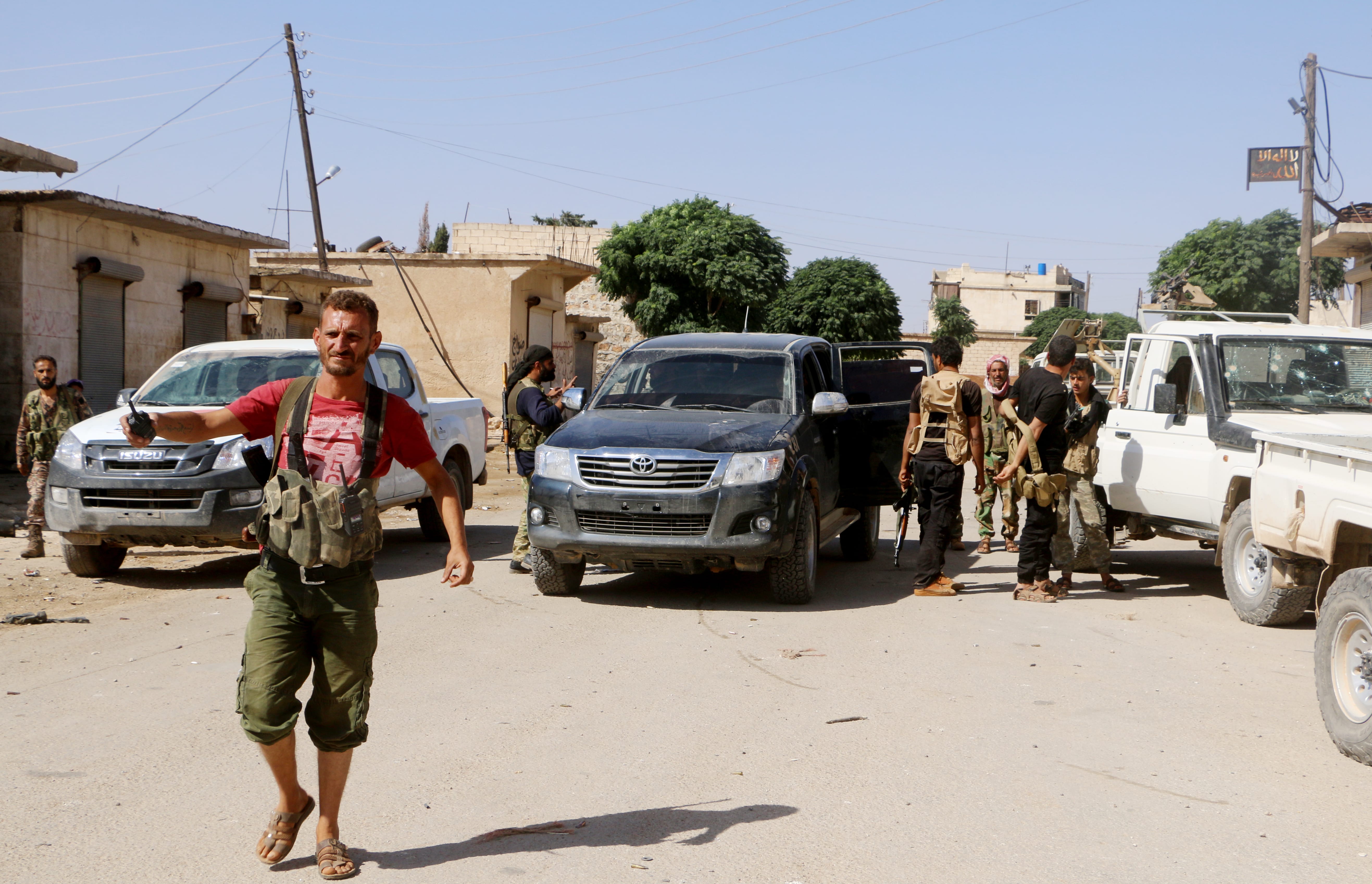 Photos: Free Syrian army advance on Daesh – Middle East Monitor