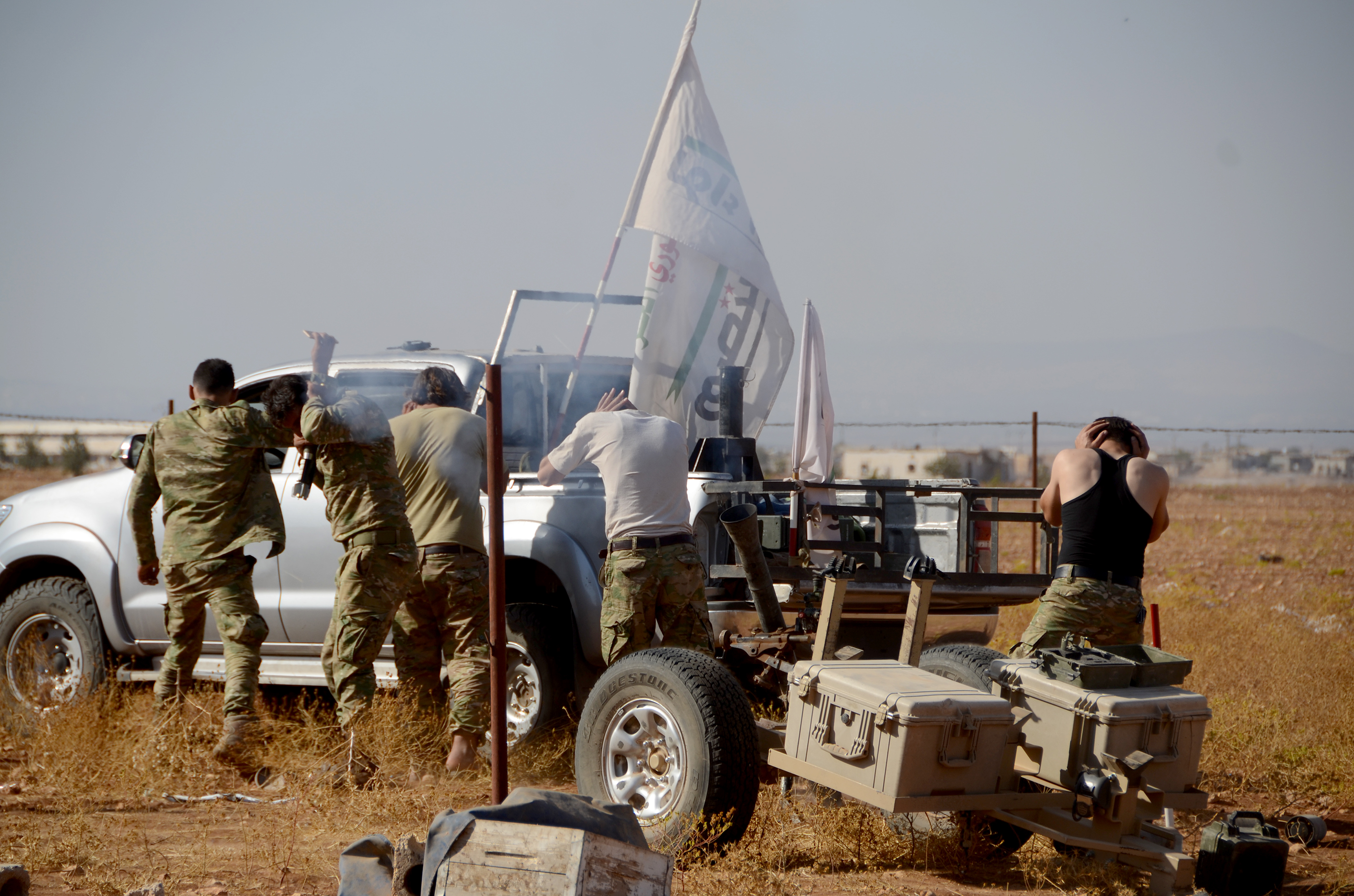 Photos: Free Syrian Army approach Cobanbey – Middle East Monitor