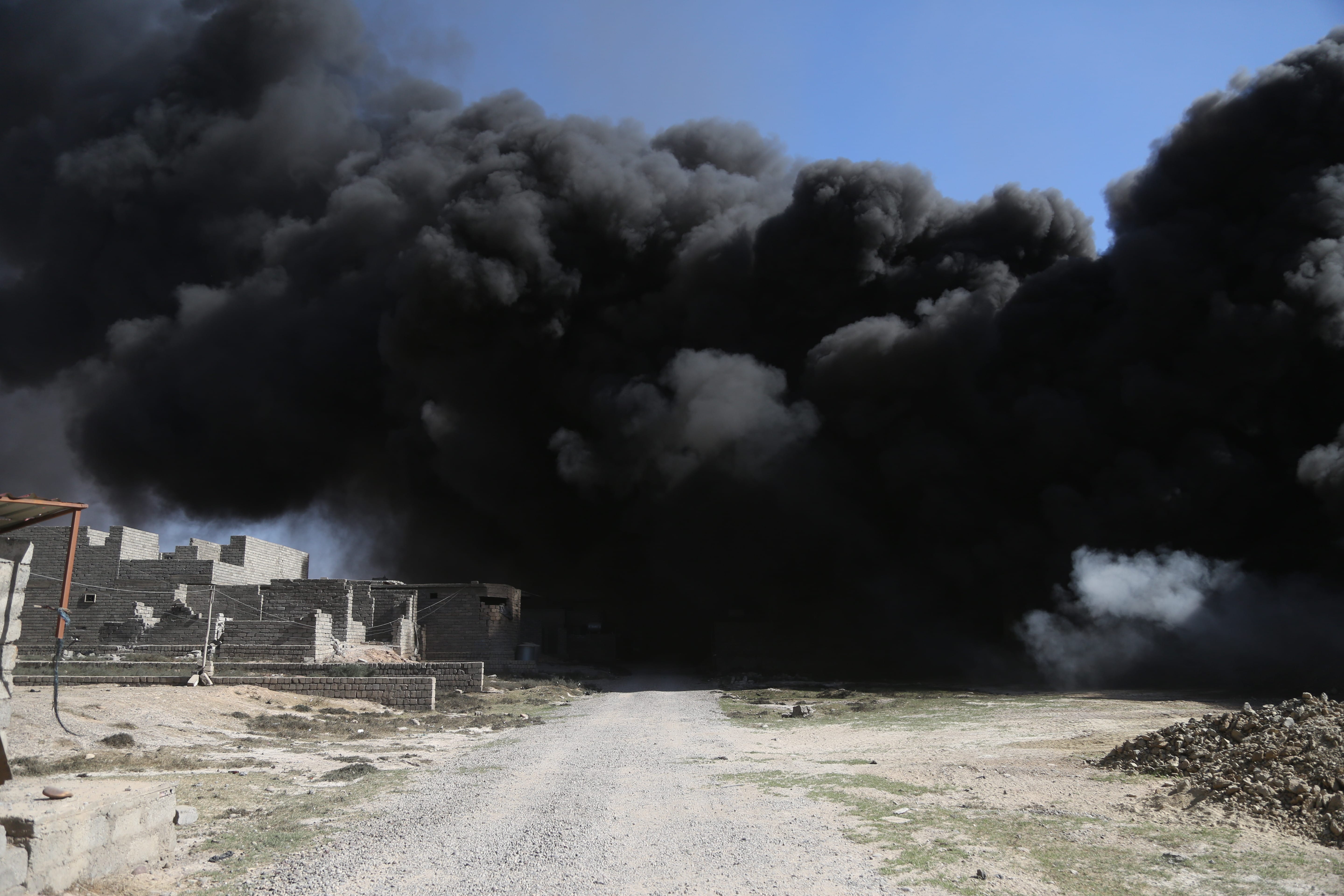 Preparations on Sunday for operation to re-take Mosul from Daesh ...