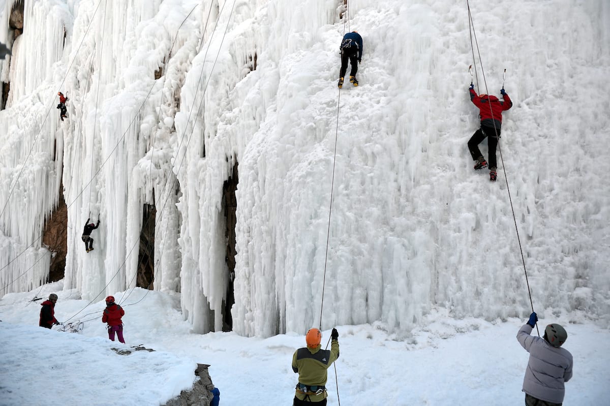 Ice climbing in Iran – Middle East Monitor