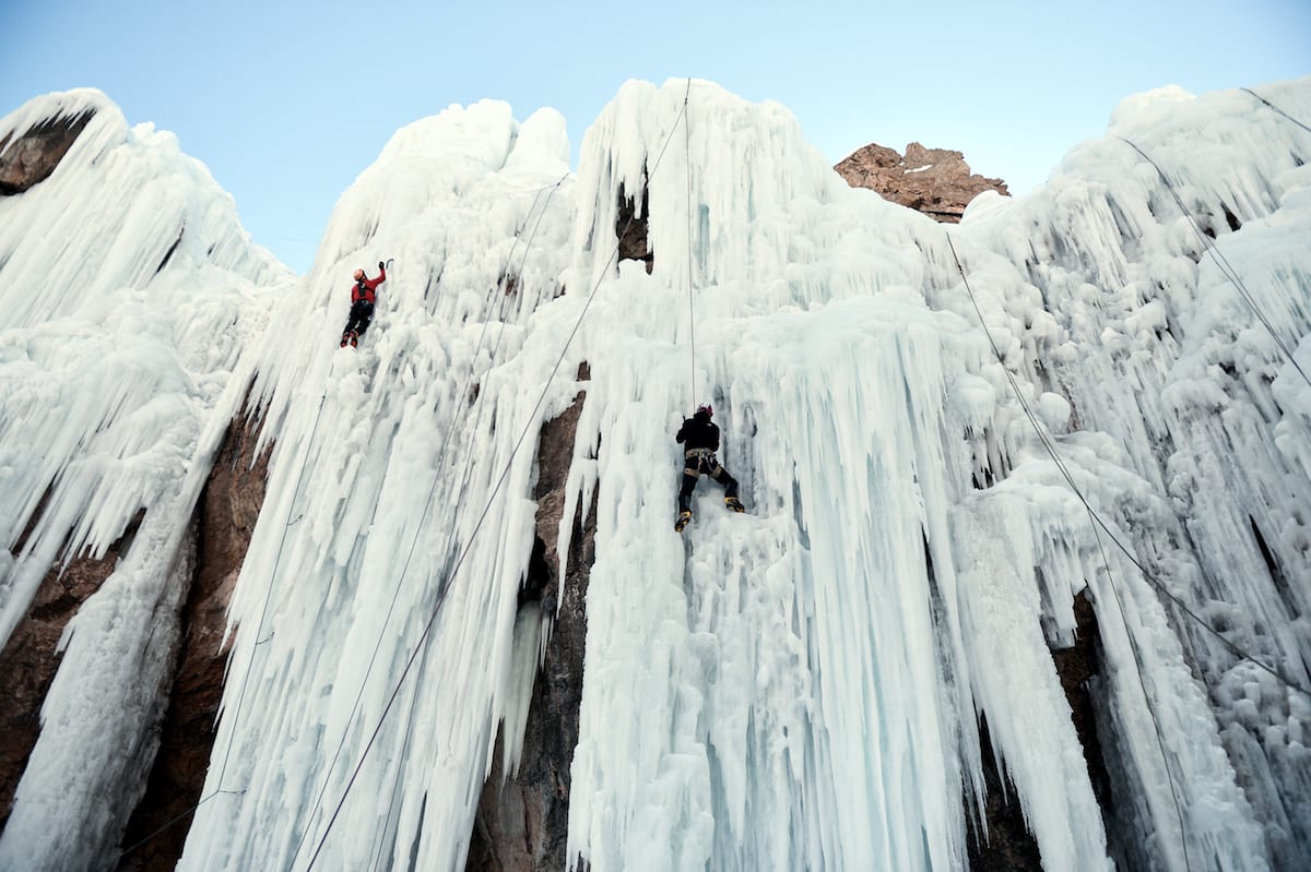 Ice climbing in Iran – Middle East Monitor