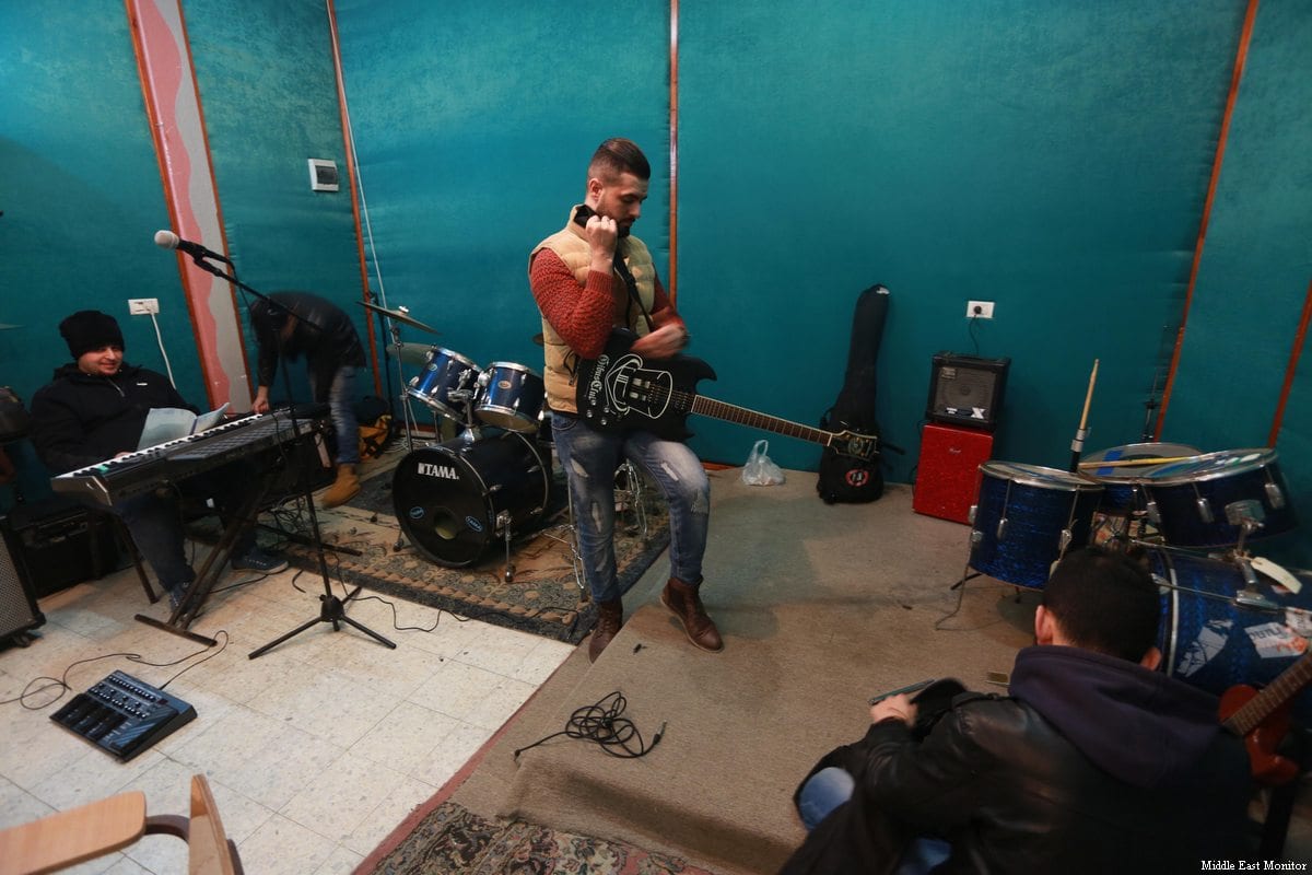 Music band Typo rocks Gaza – Middle East Monitor