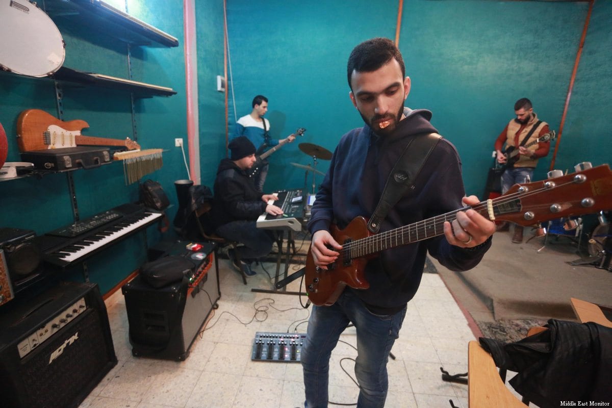 Music band Typo rocks Gaza – Middle East Monitor