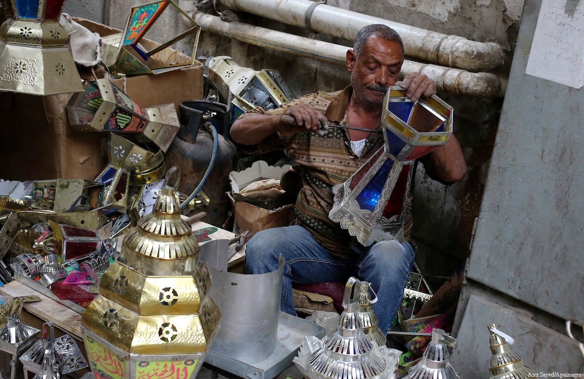 The Art of the ‘Fanous’ – Middle East Monitor