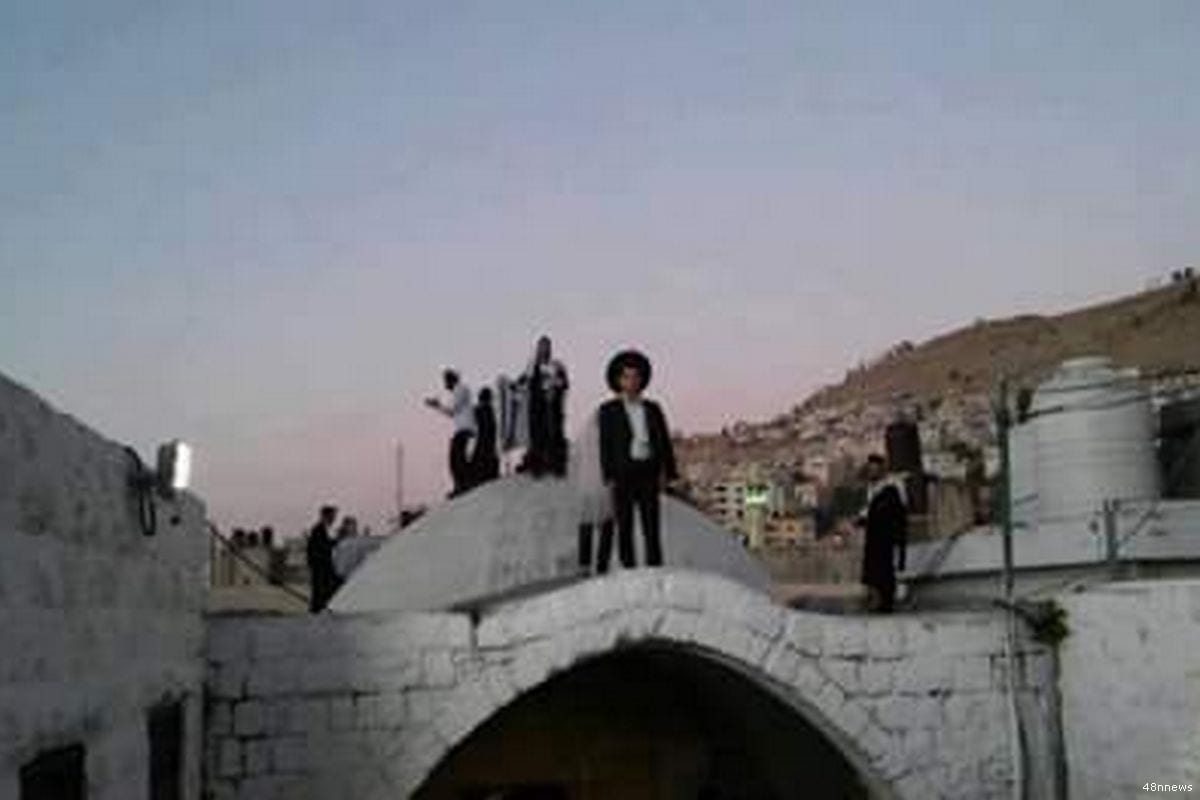4,000 Israelis storm Joseph’s Tomb in Nablus – Middle East Monitor