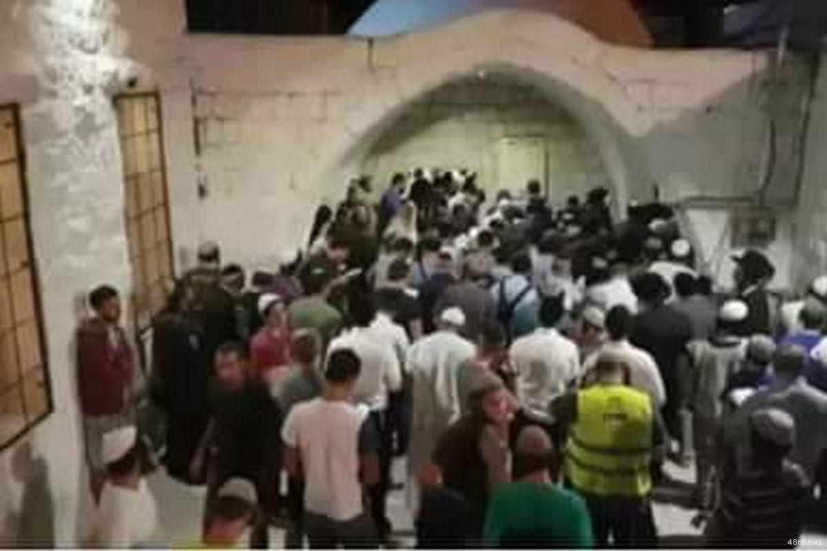 4,000 Israelis storm Joseph’s Tomb in Nablus – Middle East Monitor
