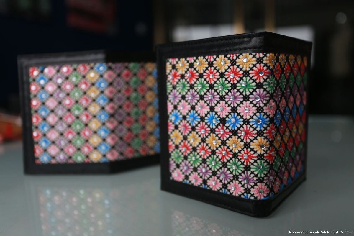 Palestinian designs come out of the woodwork – Middle East Monitor