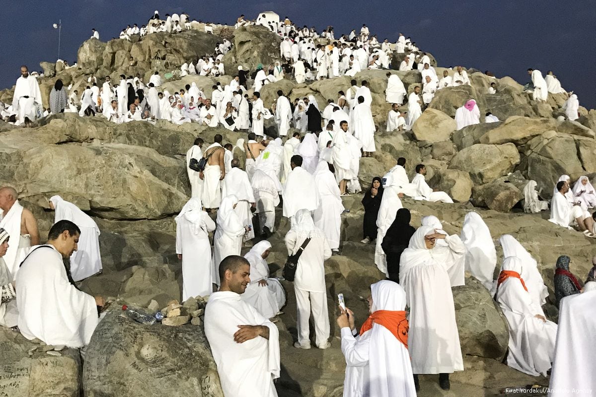 Pilgrims on Mount Arafat – Middle East Monitor