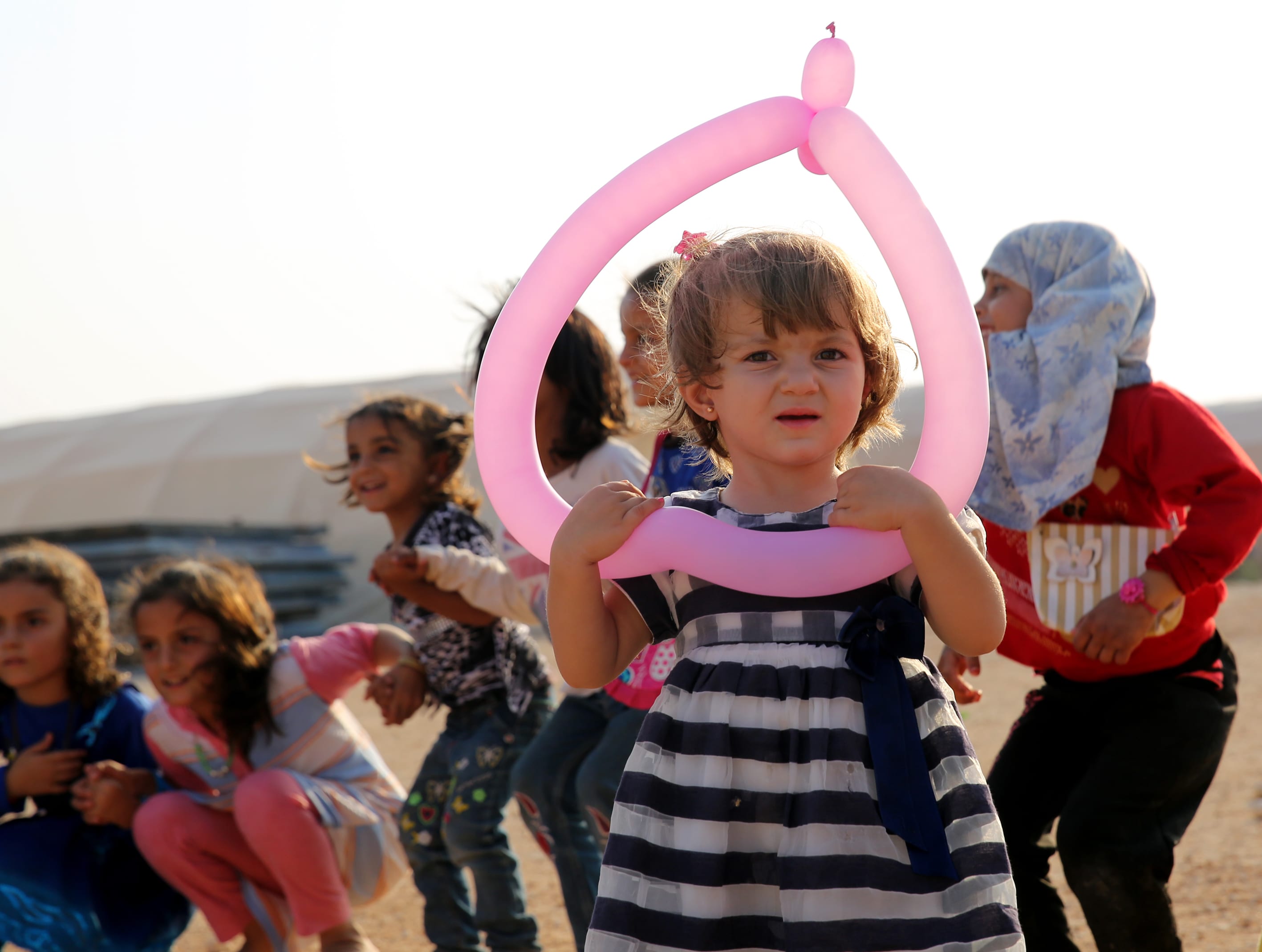 Entertainment for the Syrian children in Azaz town of Aleppo – Middle ...