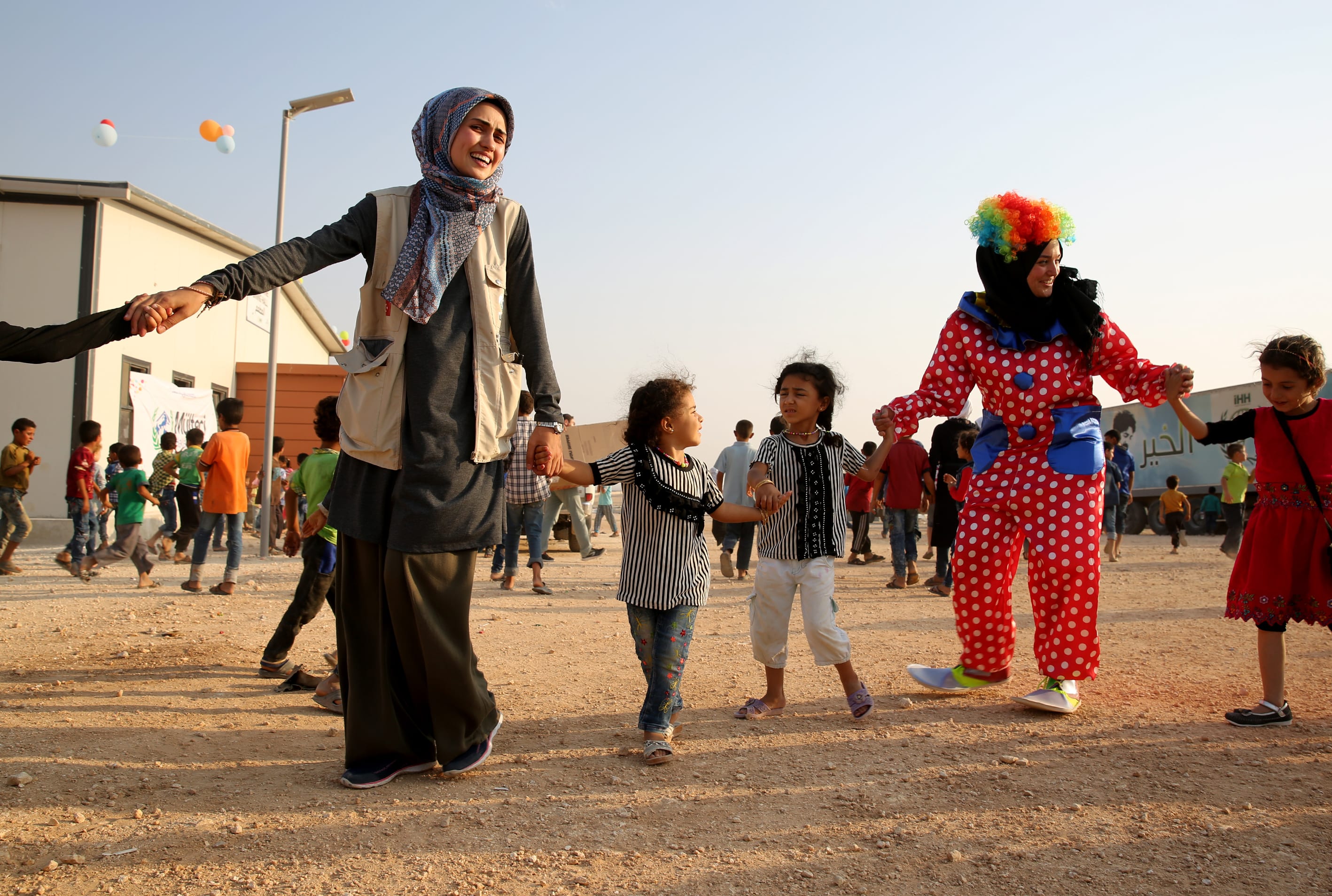 Entertainment for the Syrian children in Azaz town of Aleppo – Middle ...