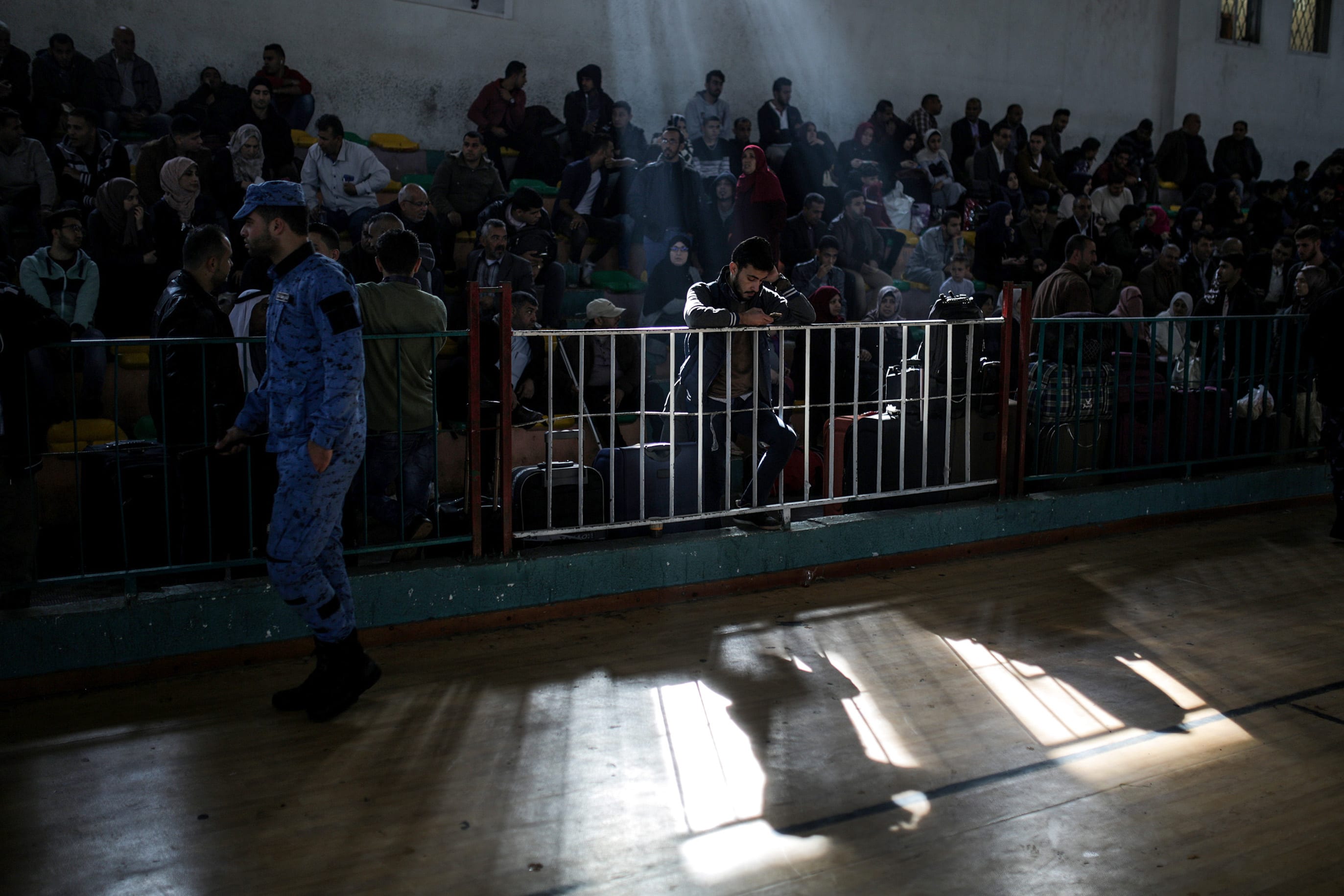 Rafah crossing opens for 3 days under Palestinian Authority for 1st ...