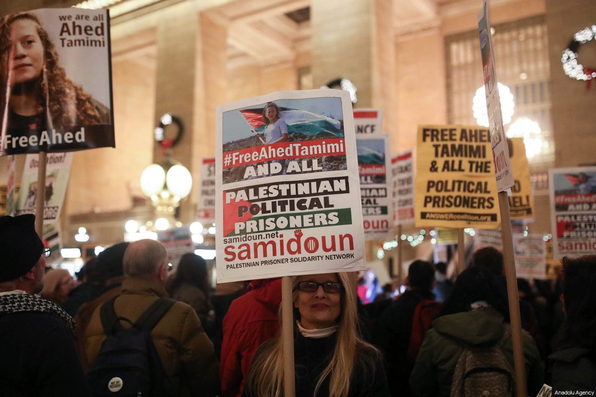 US: Hundreds protest for Ahed Tamimi in New York’s Grand Central ...