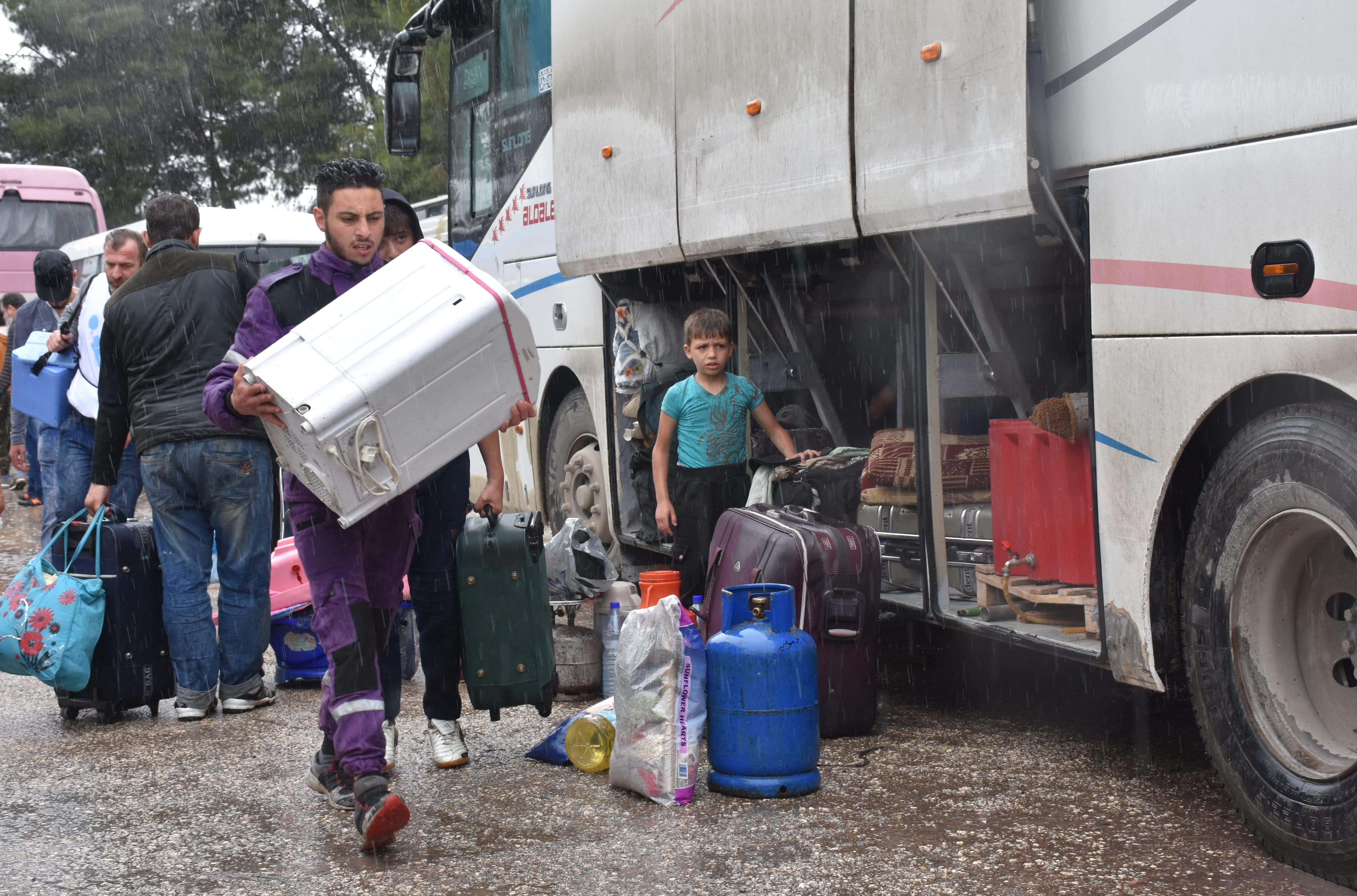 Partial Evacuations from Yarmouk Camp – Middle East Monitor