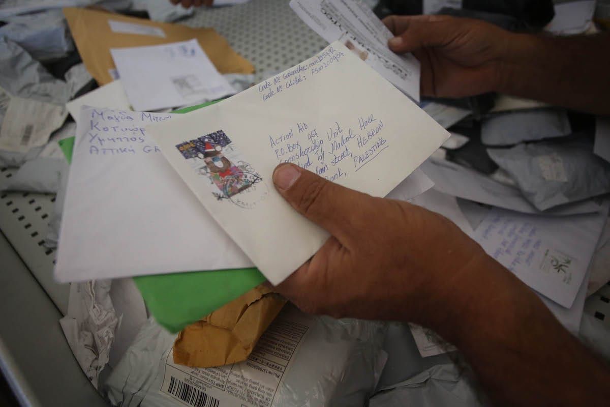 Israel holds 10 tons of Palestinian mail for 8 years – Middle East Monitor