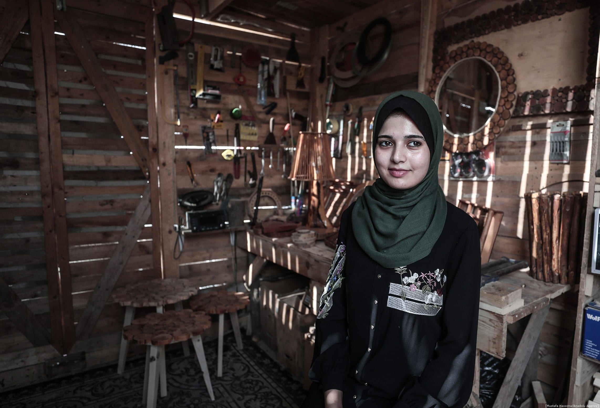 Young and skilled: Gaza’s creative carpenters – Middle East Monitor