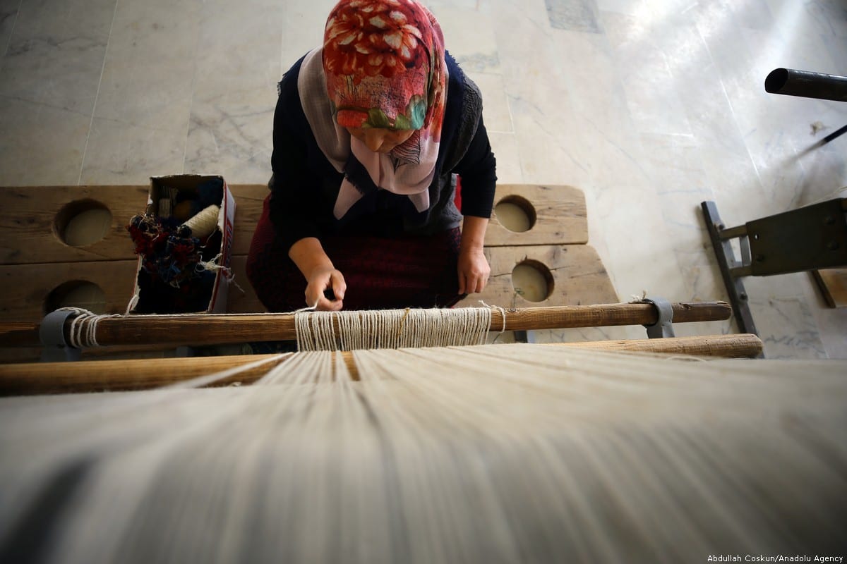 The ancient art of kilim weaving – Middle East Monitor