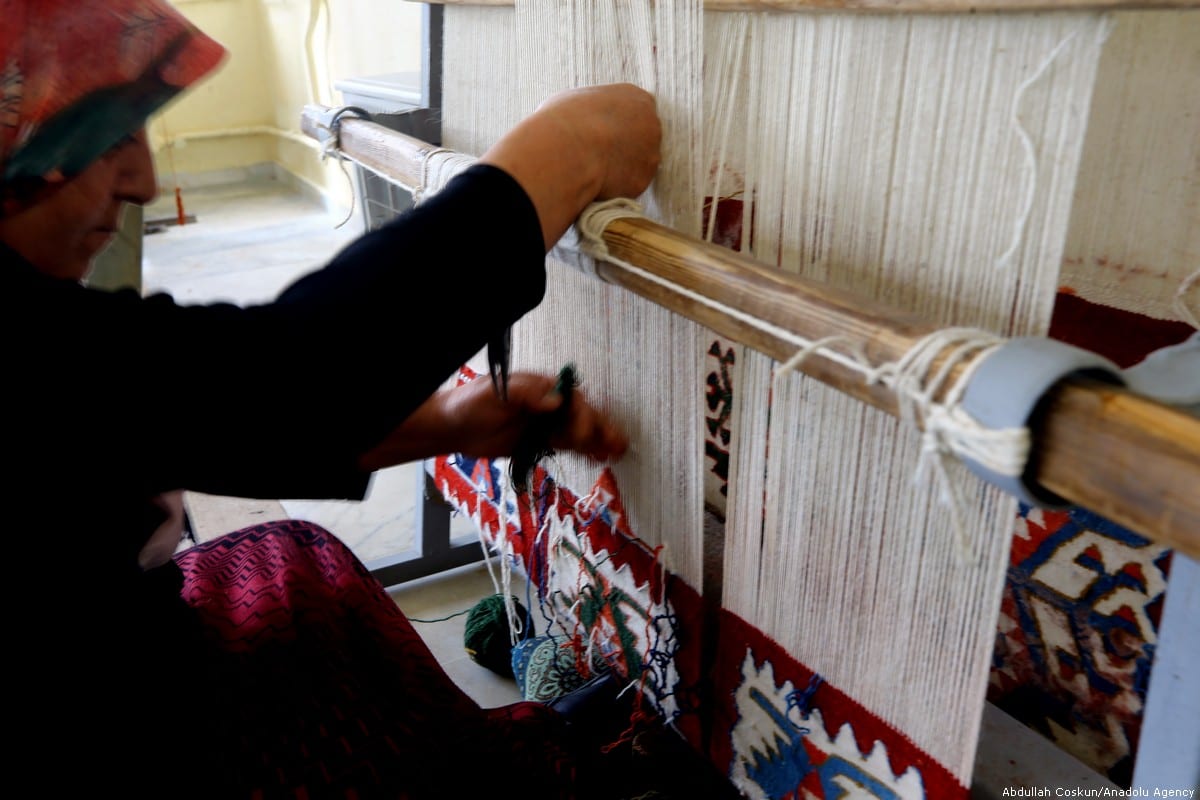 The ancient art of kilim weaving – Middle East Monitor