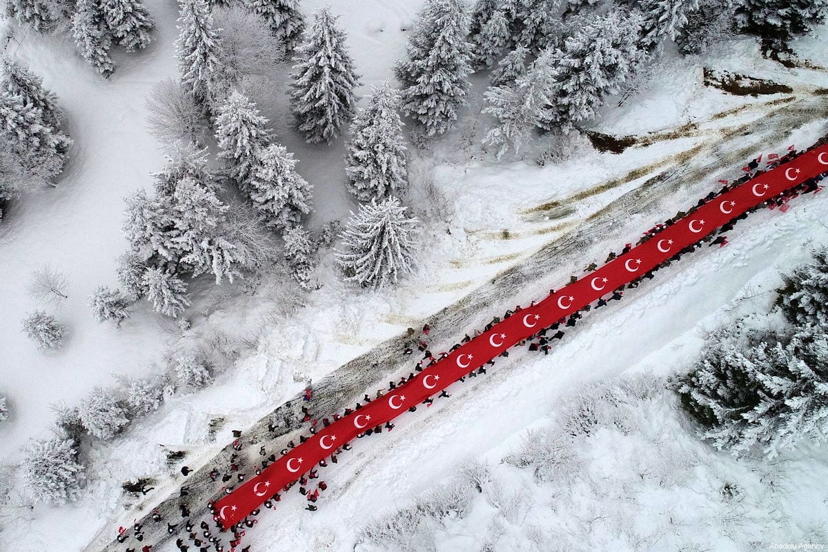 Turkey remembers fallen WWI soldiers with massive march – Middle East ...