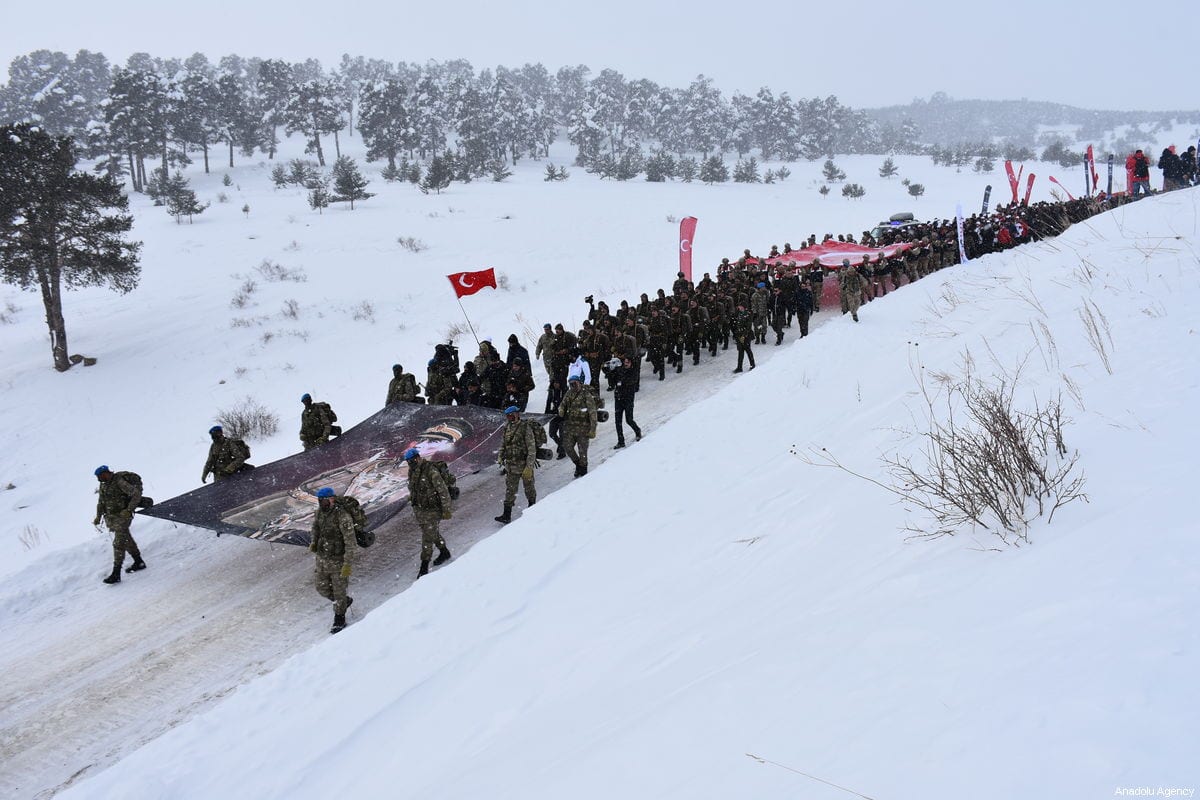 Turkey remembers fallen WWI soldiers with massive march – Middle East ...