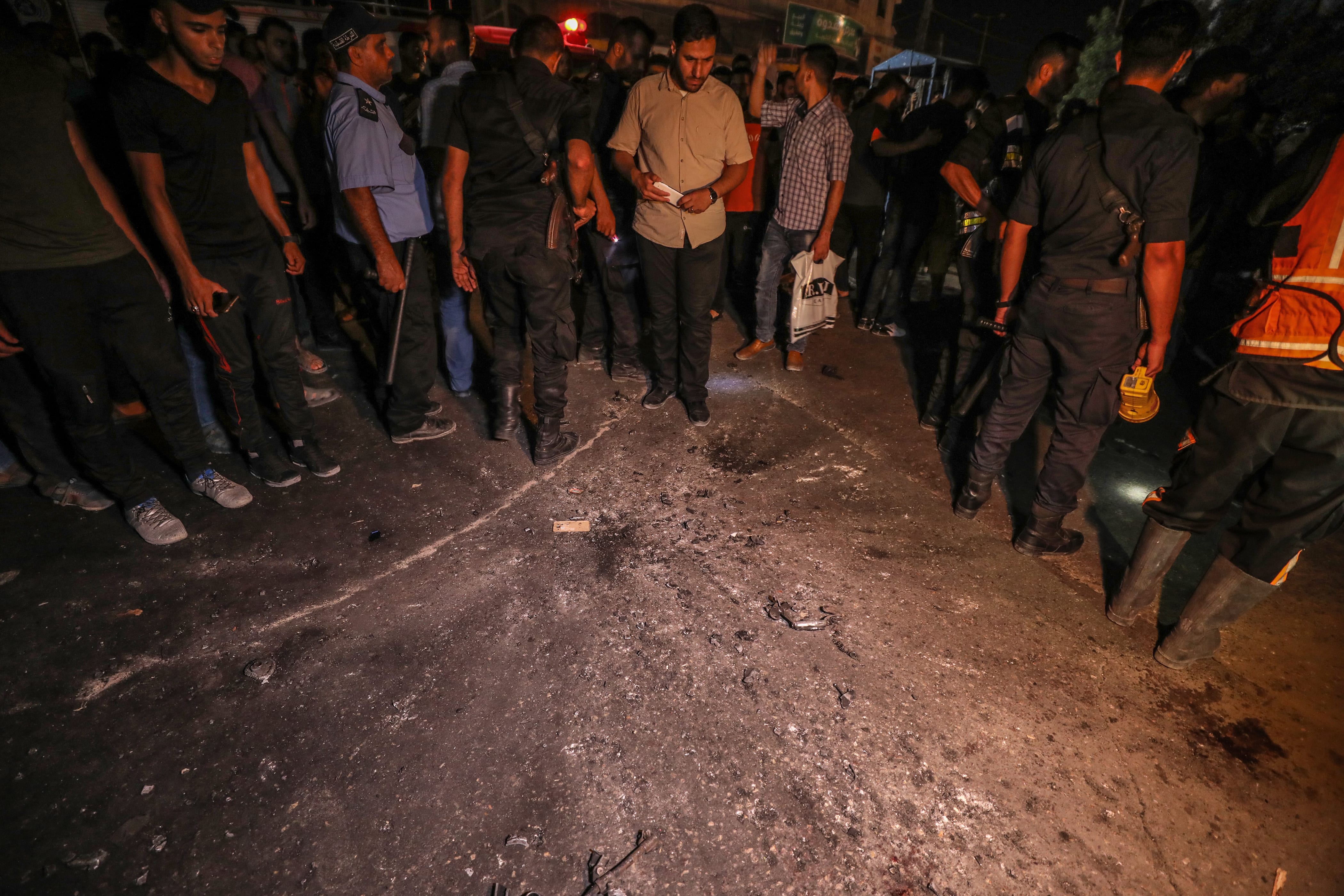 Explosions hit Gaza police checkpoints, three dead – Middle East Monitor