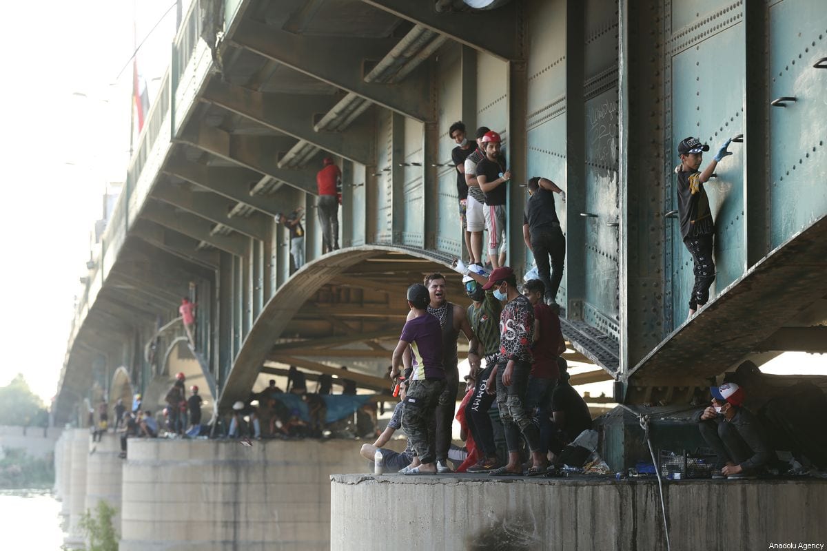Iraq: Protesters continue to block roads to key port, demand end to ...