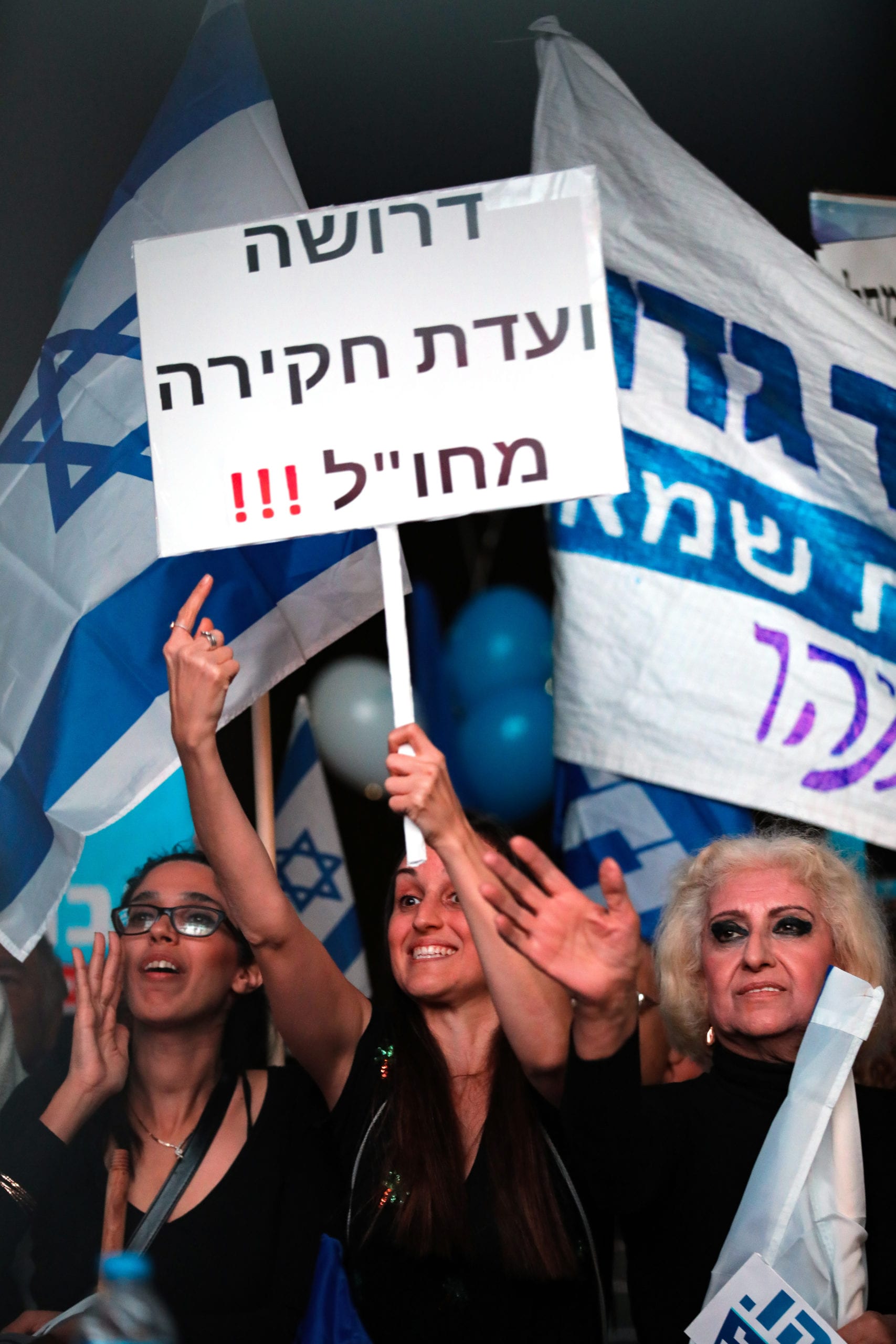 Thousands rally in support of Israel’s Netanyahu after graft indictment ...