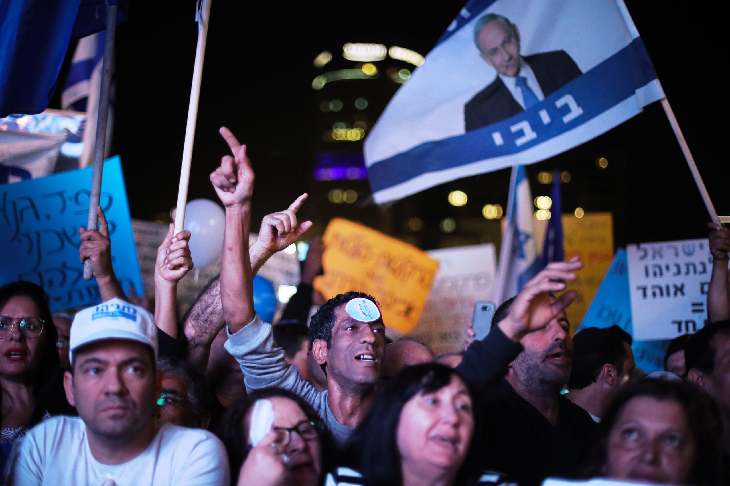 Thousands rally in support of Israel’s Netanyahu after graft indictment ...