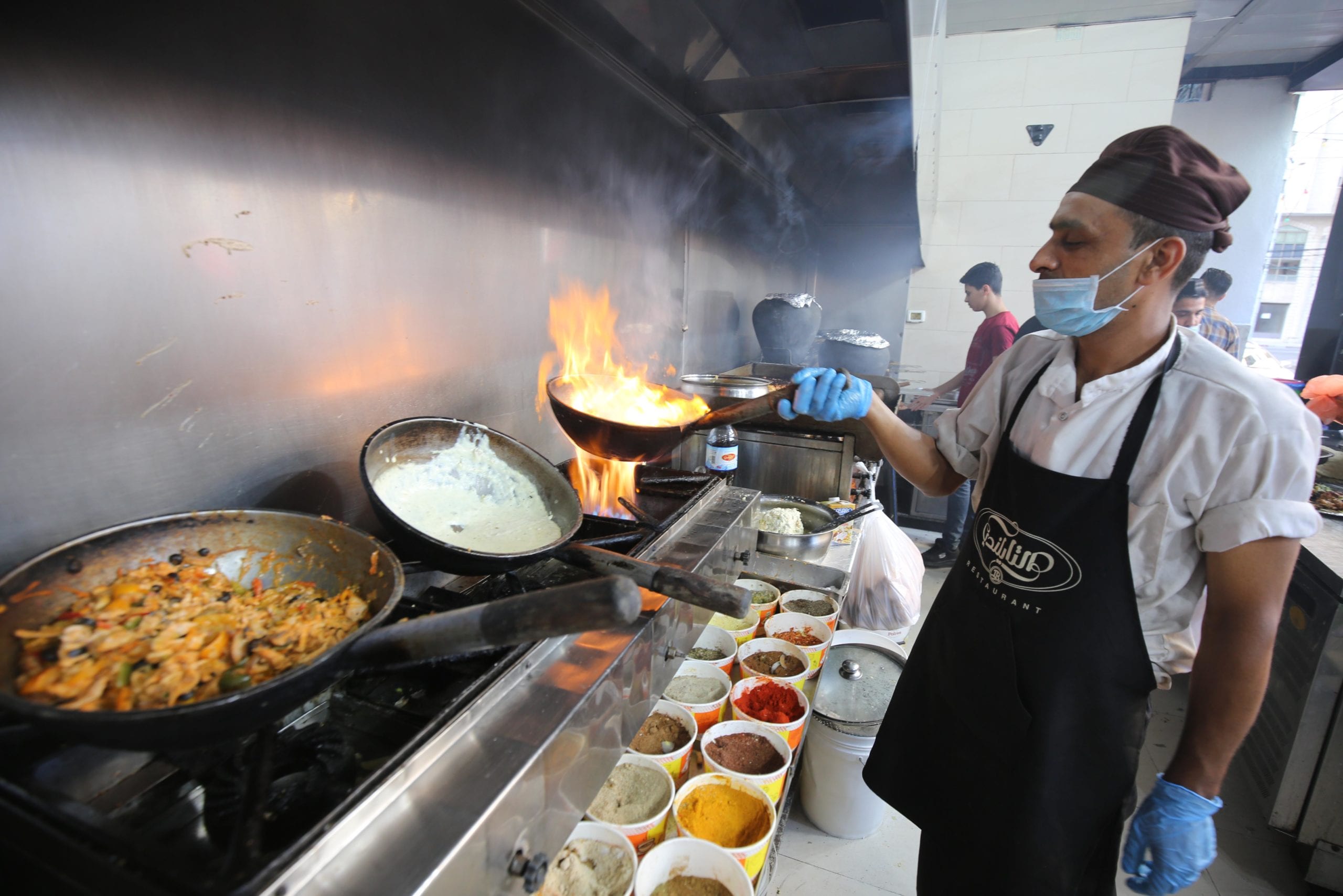 Gaza allows restaurants to reopen – Middle East Monitor