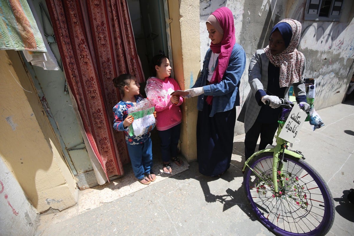 Gaza’s library goes mobile during coronavirus lockdown – Middle East ...