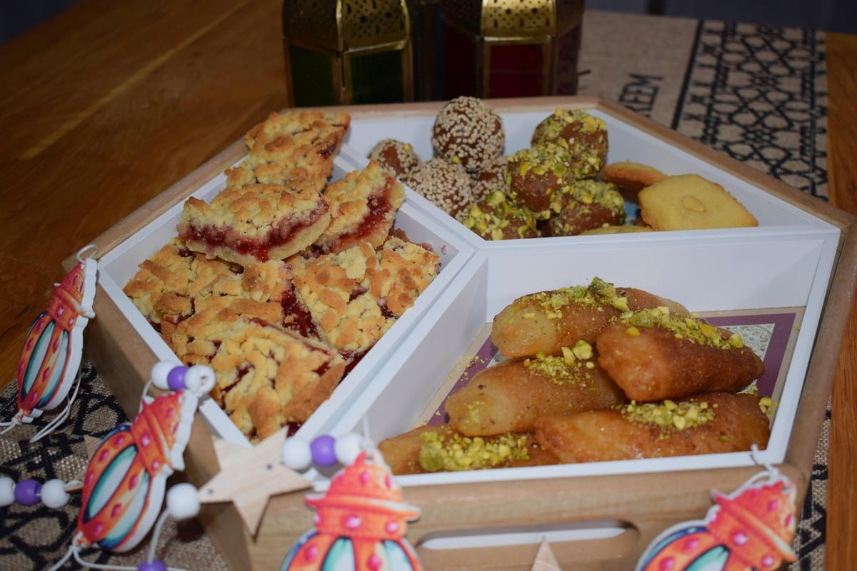 Mabrousheh (grated jam tartlets) – Middle East Monitor