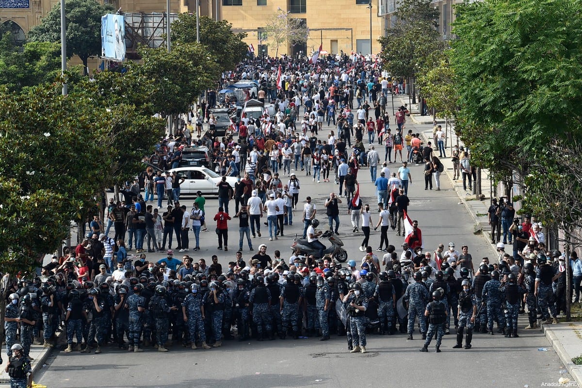 Lebanese resume anti-government protests as lockdown eased – Middle ...