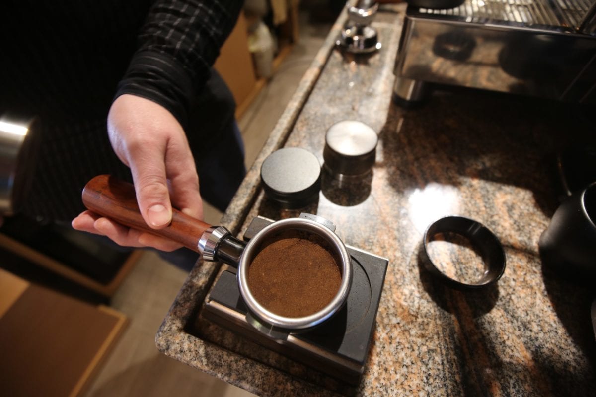 A special blend: Gaza’s first coffee house – Middle East Monitor