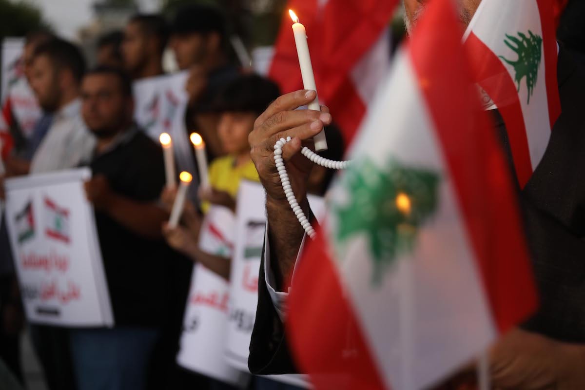 Palestinians stand in solidarity with Lebanon – Middle East Monitor