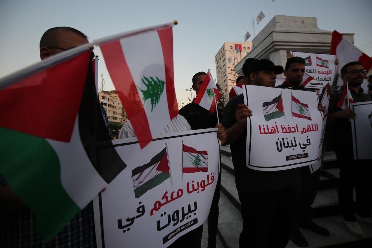 Palestinians stand in solidarity with Lebanon – Middle East Monitor