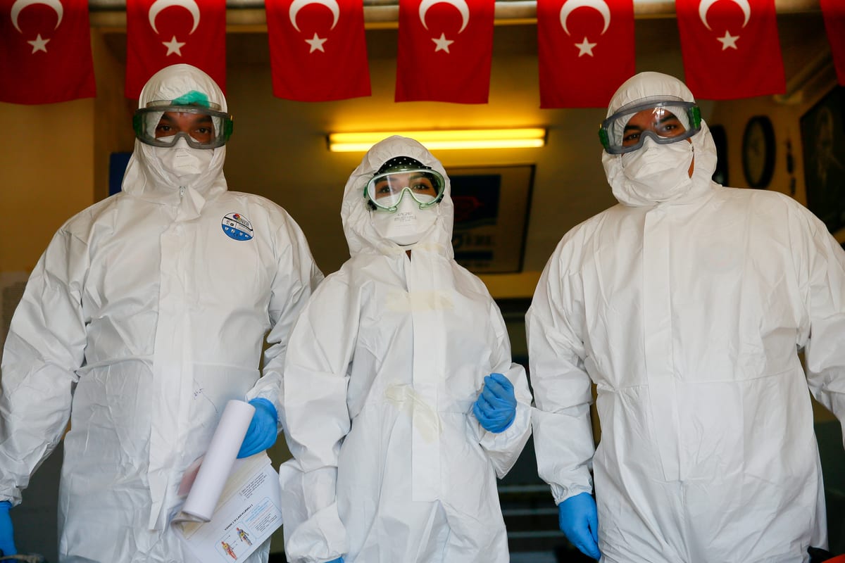 112 medical emergency teams in Turkey continue to fight against the ...