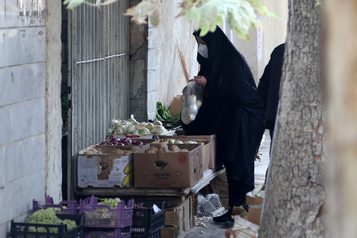 People in slums of Tehran fighting with COVID-19 and poverty – Middle ...