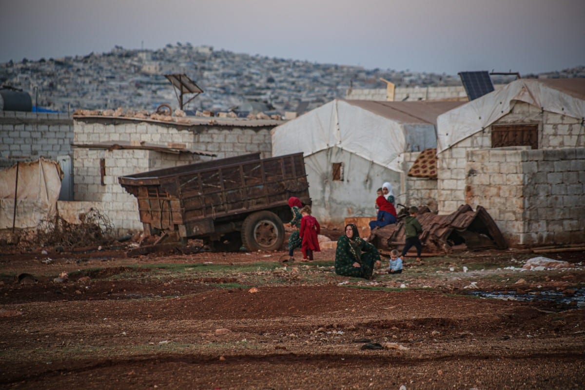 Displaced Syrian civilians continue to live in harsh conditions ...