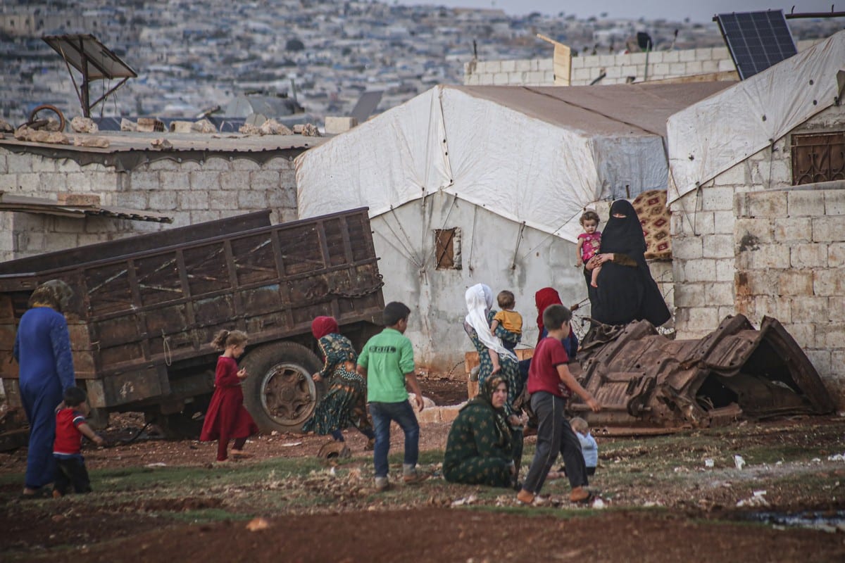 Displaced Syrian civilians continue to live in harsh conditions ...