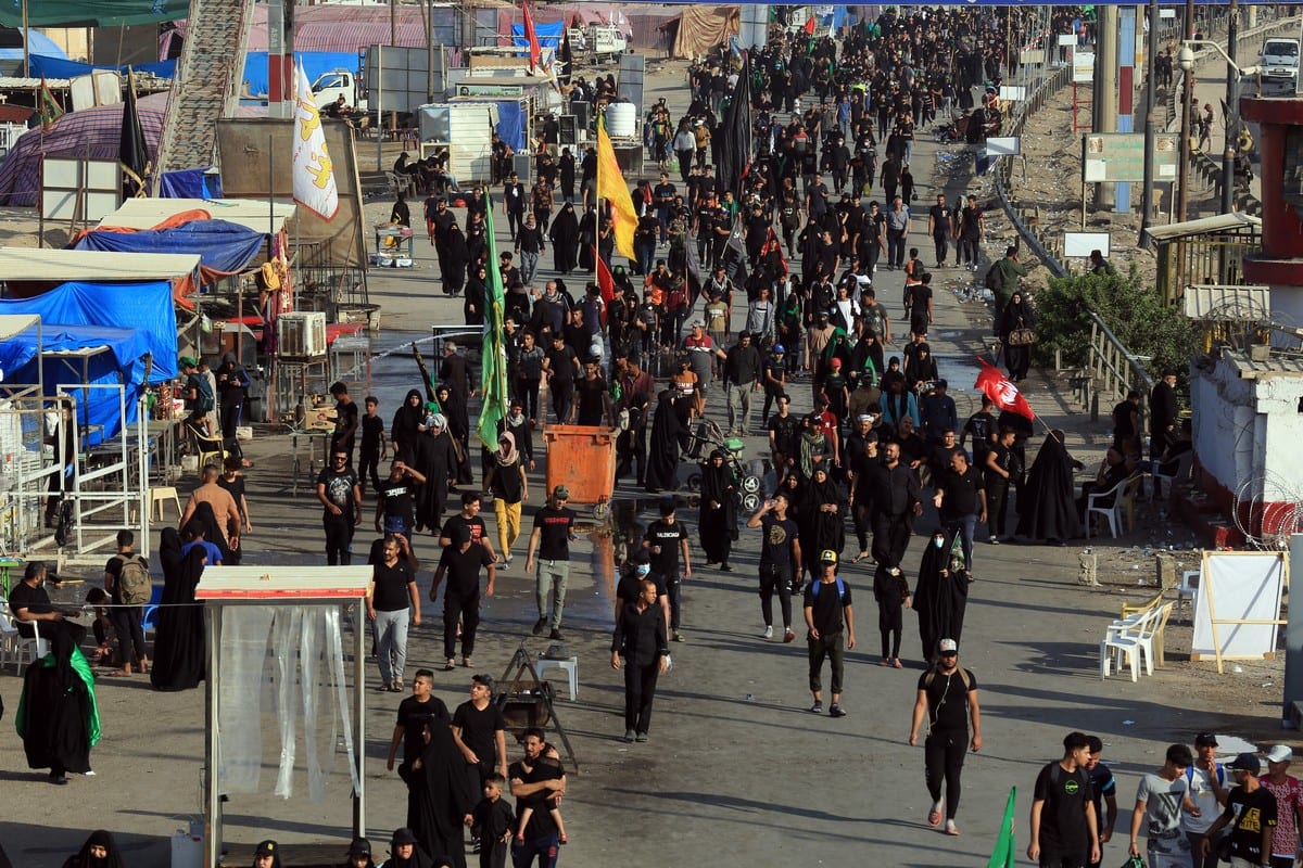 Shia Muslims in Iraq walk to arrive in Karbala for Arbaeen – Middle ...