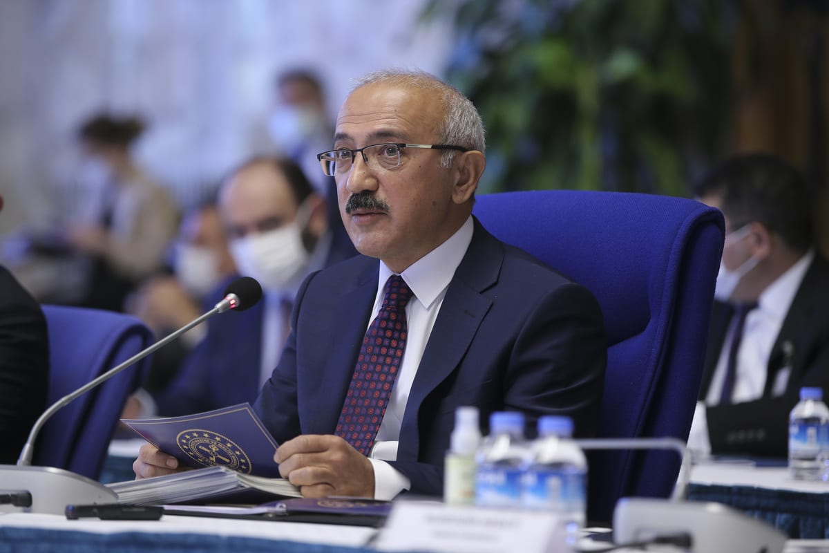 Turkish Treasury and Finance Minister Lutfi Elvan – Middle East Monitor