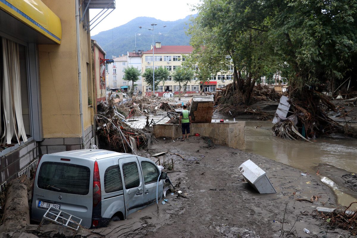Floods in Turkey’s Kastamonu – Middle East Monitor