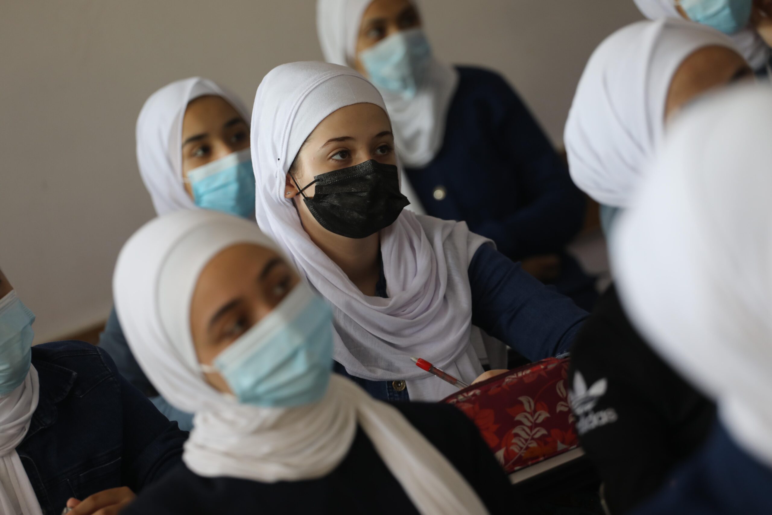 UN official: 180,000 Gaza children attend, return to damaged schools ...