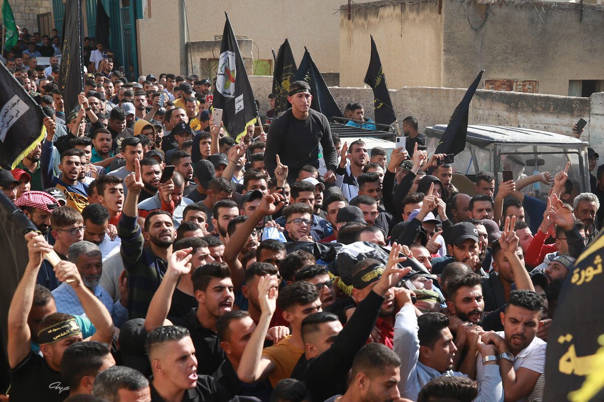 Funeral ceremony of Palestinian Saddam Beni Avde – Middle East Monitor
