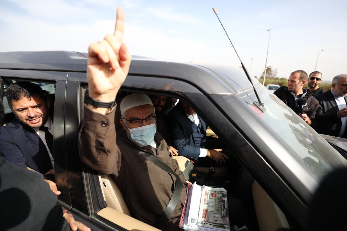 Palestinian icon Raed Salah released from Israeli prison – Middle East ...