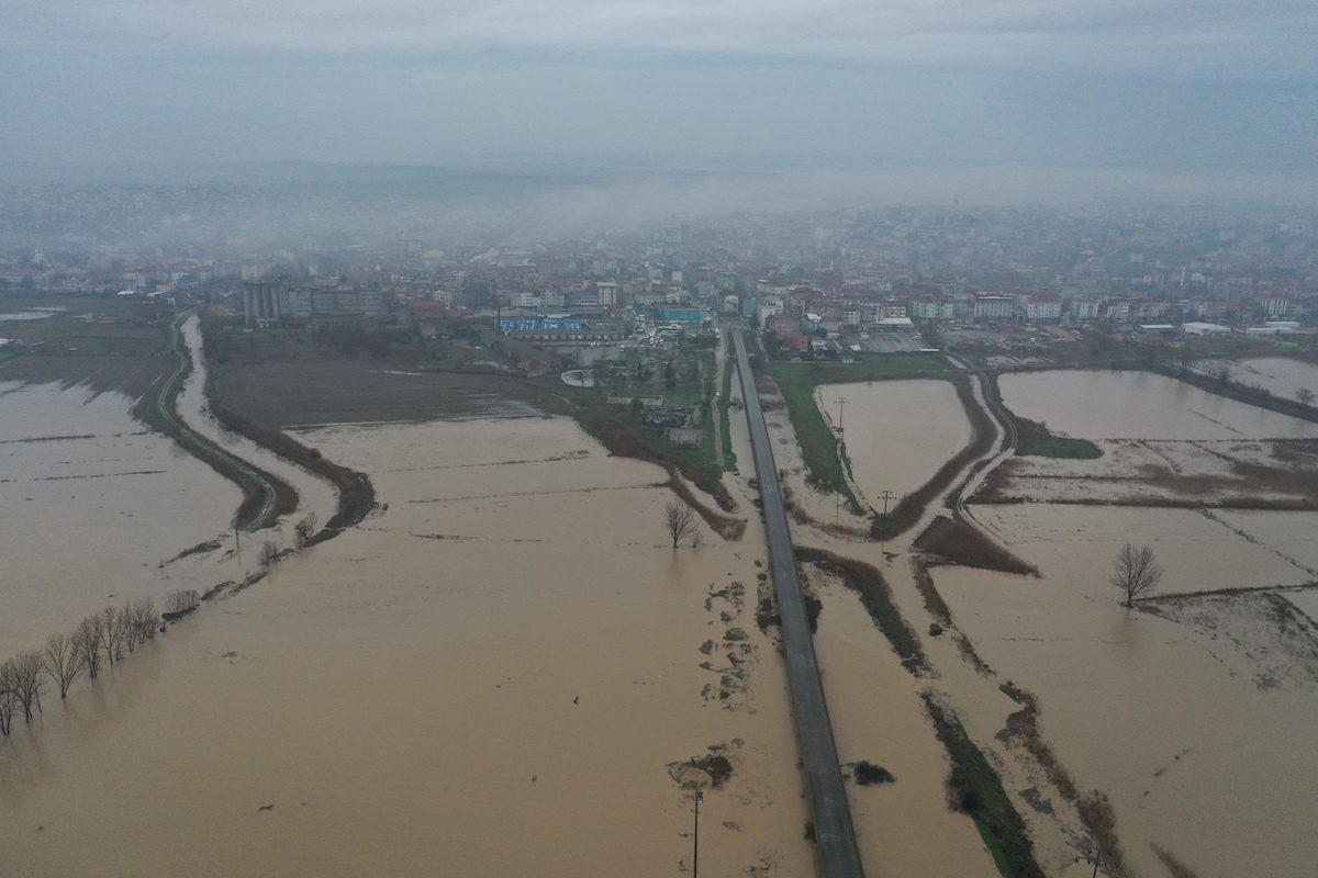 Ergene River burst due to heavy rain in Turkey’s Edirne – Middle East ...