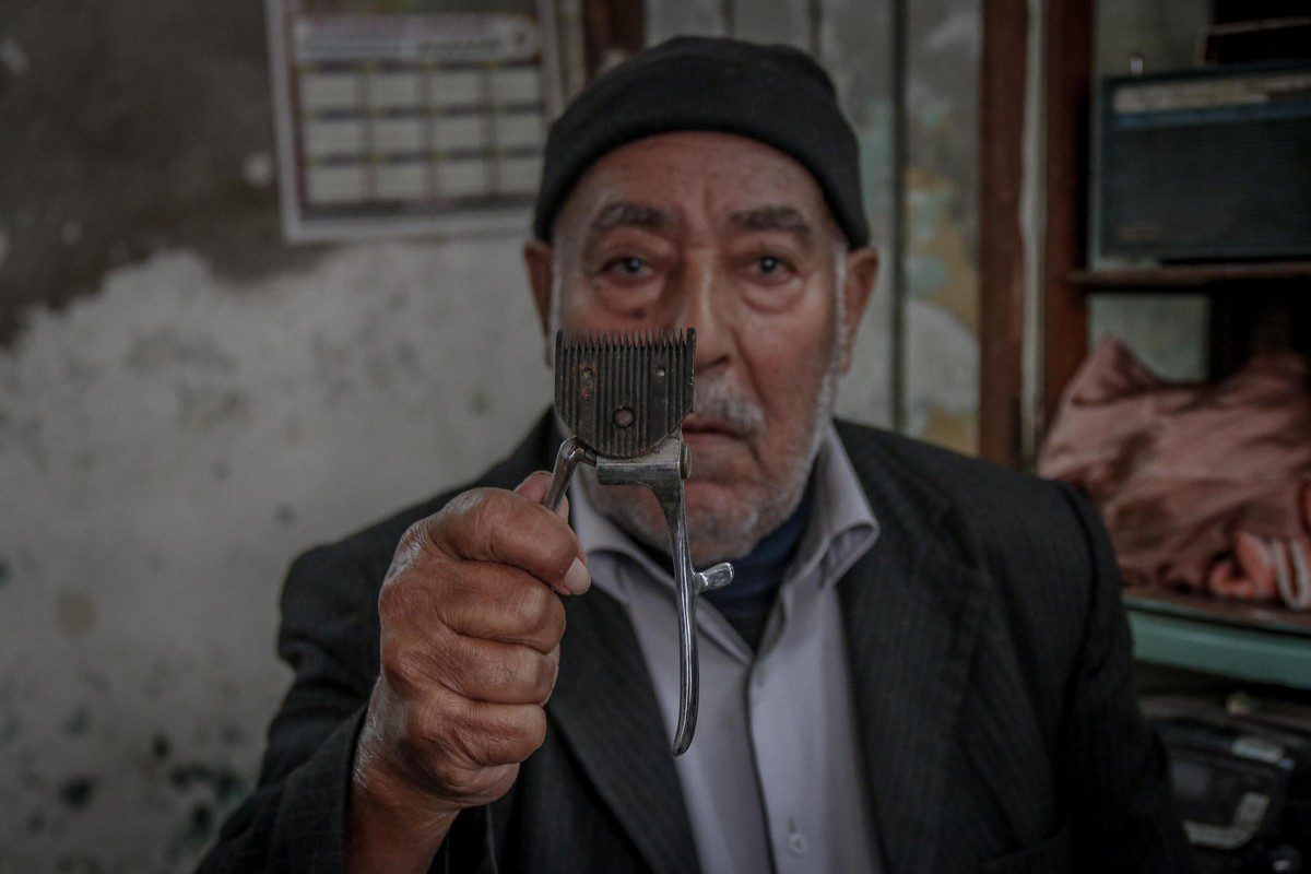 At 86, is this Gaza’s oldest barber? – Middle East Monitor