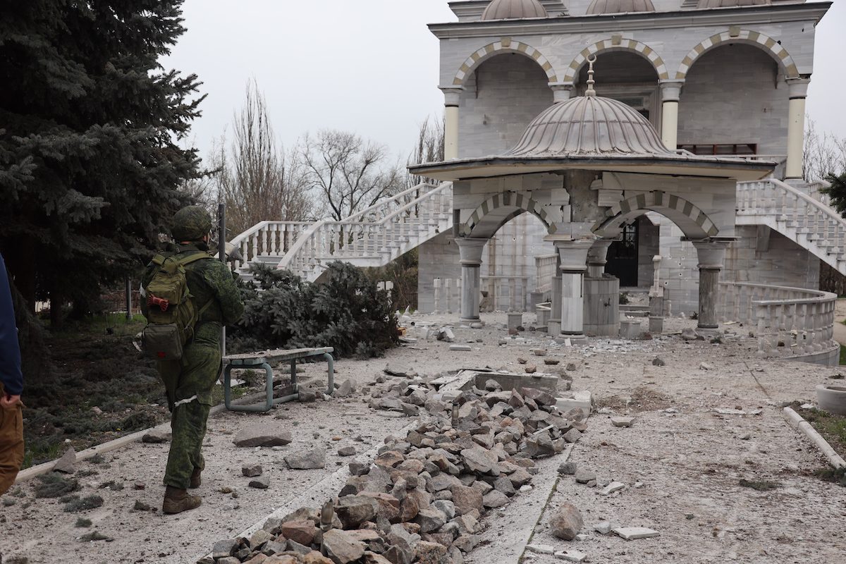 Mosque in Ukraine’s Mariupol partially damaged – Middle East Monitor