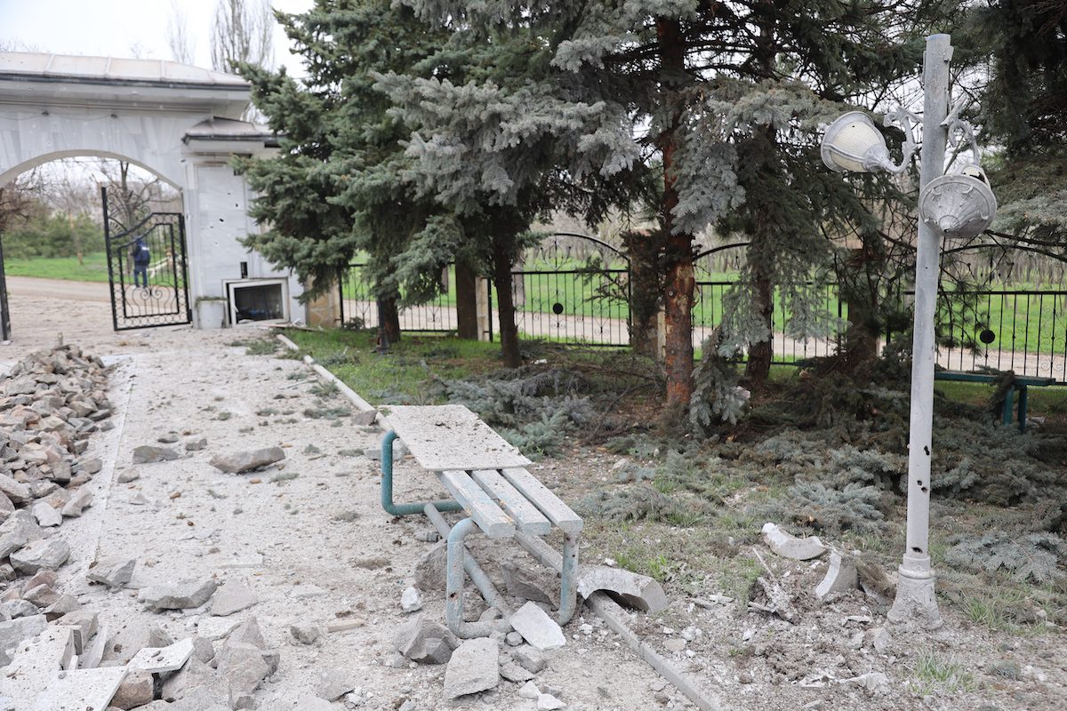 Mosque in Ukraine’s Mariupol partially damaged – Middle East Monitor