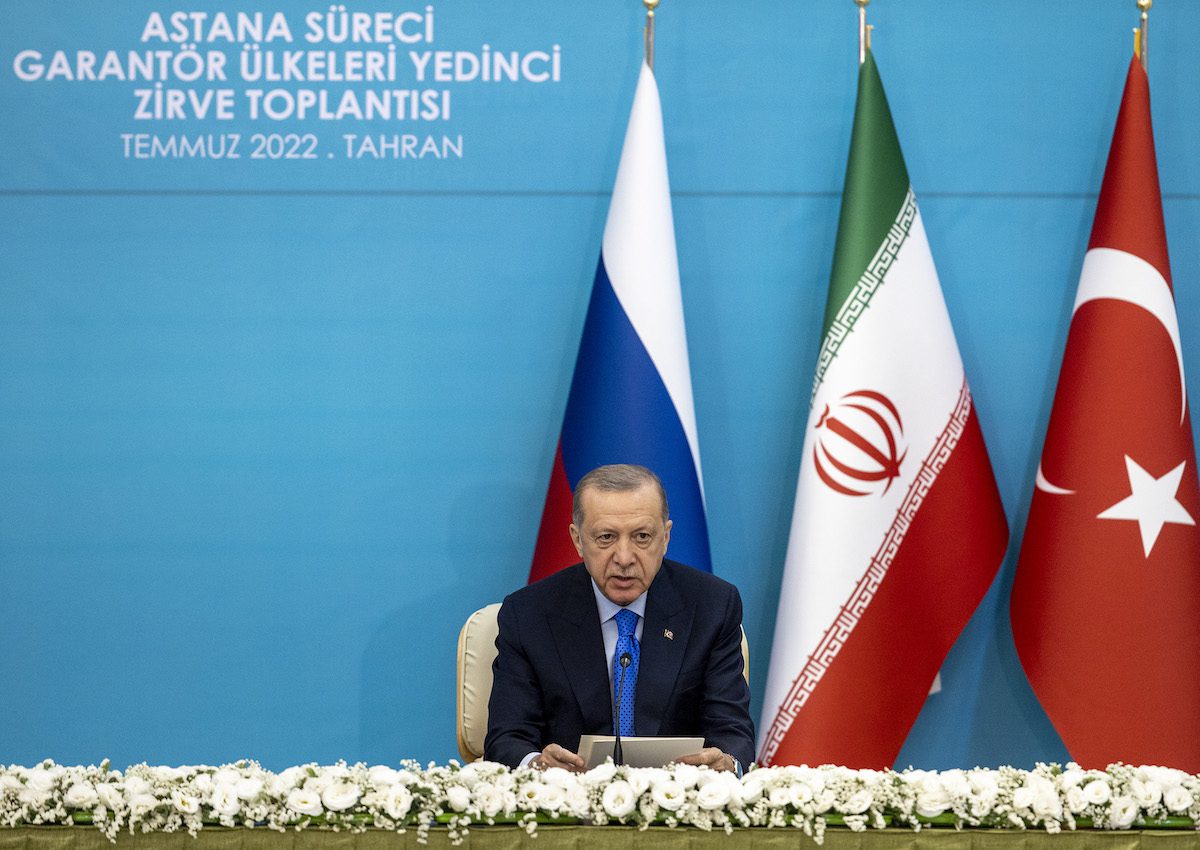 Turkiye-Iran-Russia Trilateral Summit in Tehran – Middle East Monitor