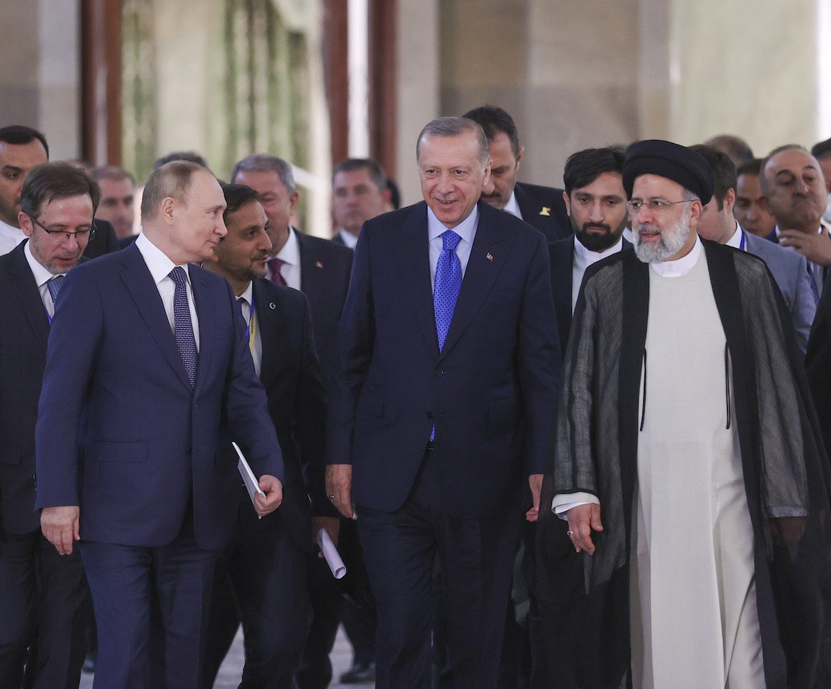 Turkiye-Iran-Russia Trilateral Summit in Tehran – Middle East Monitor